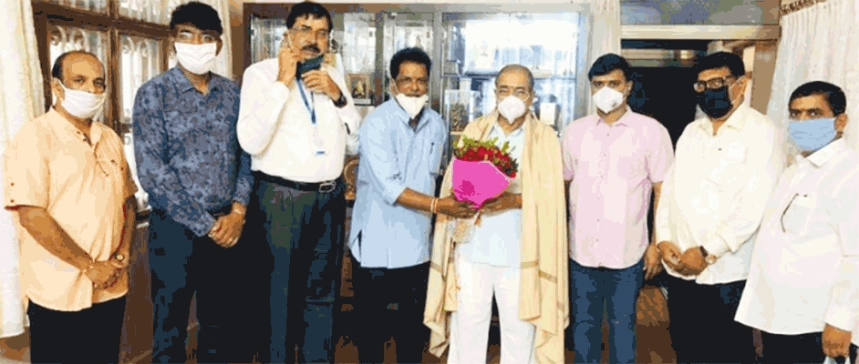 पद्मश्री डॉ. आप्पासाहेब धर्माधिकारी यांचा आमदार महेंद्र दळवी ...